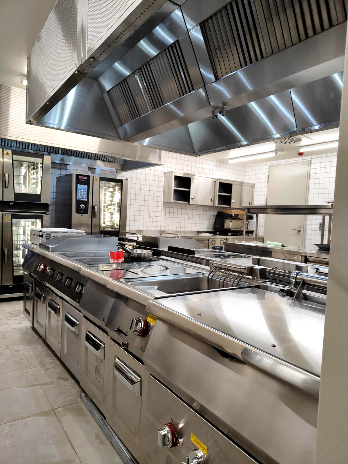 Food Safety and Hygiene in Industrial Kitchens - Vital
